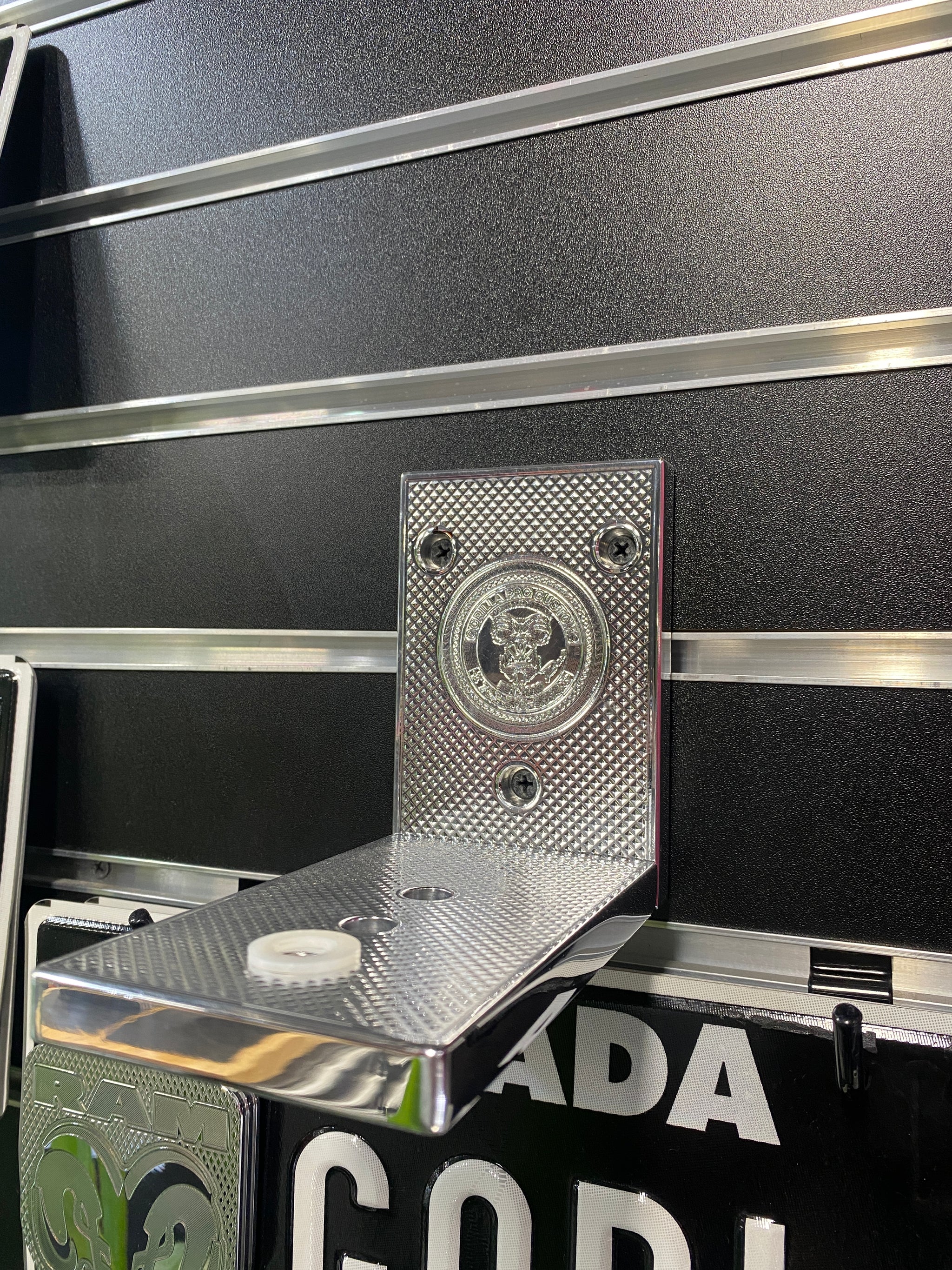 Brick Mounting Bracket – Gorilla Pro Customs