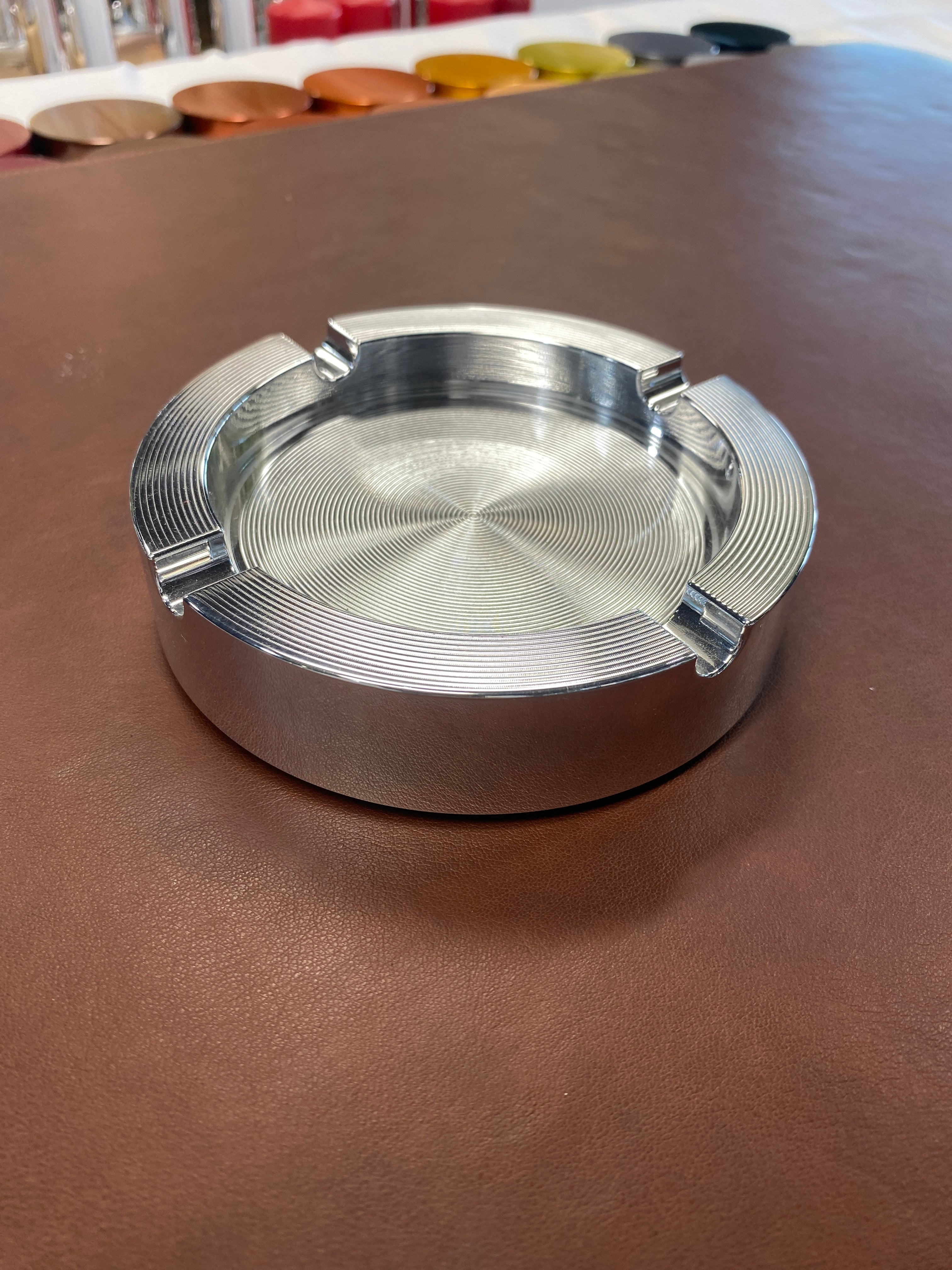 Ashtray - POLISHED ALUMINUM - CROSSHATCH PATTERN – Gorilla Pro Customs